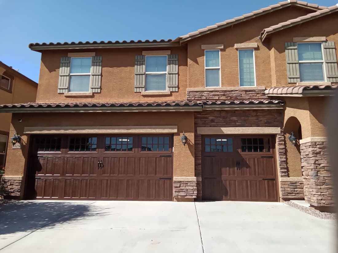 BEST Brown Garage Doors Near You - Garage Door Colors Available In Bold ...